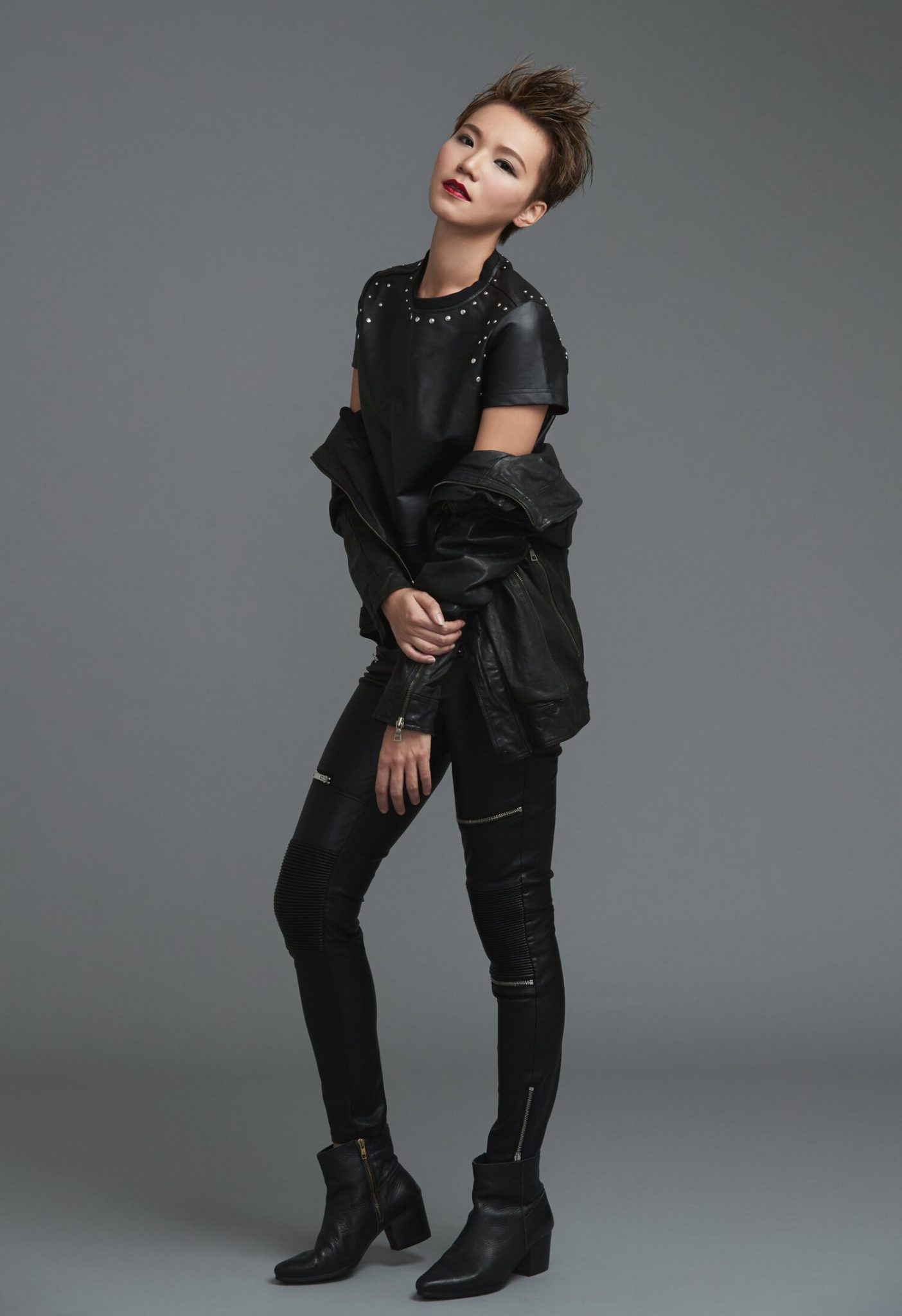 9 S'porean Singers Who Went Overseas & Made It Big Internationally ...