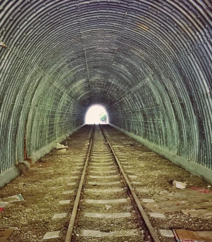 There’s a ‘Hidden’ Jurong Railway Track That’s Open to Public to ...