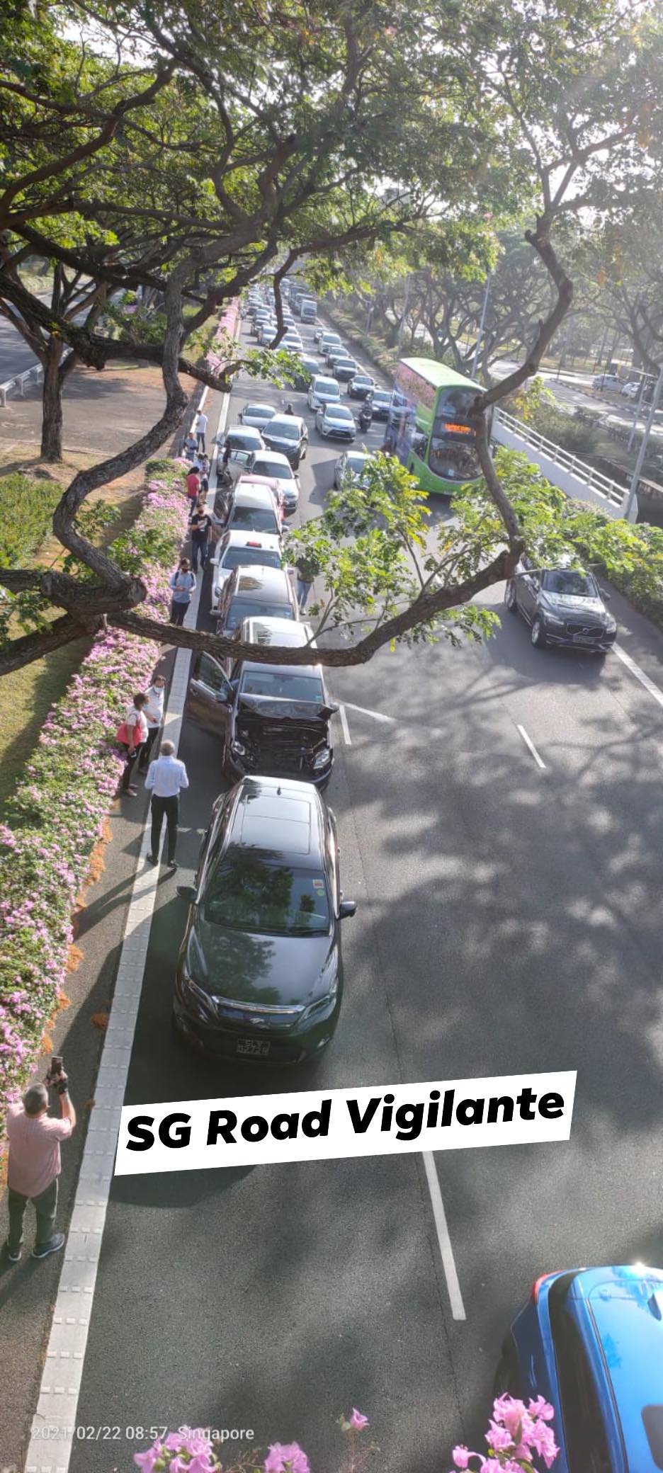 10-Vehicle-Pile-Up Along the ECP During Morning Rush Hour Injures 3 ...