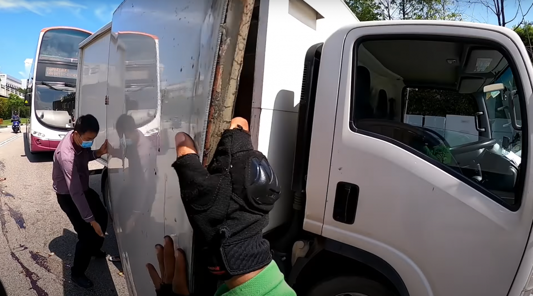 Lorry Sliding Door Falls off When Driver Mounted Kerb Near Upper ...