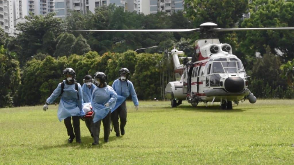 RSAF Rescued 2 Crew Members from Commercial Vessels Off S’pore Coast ...