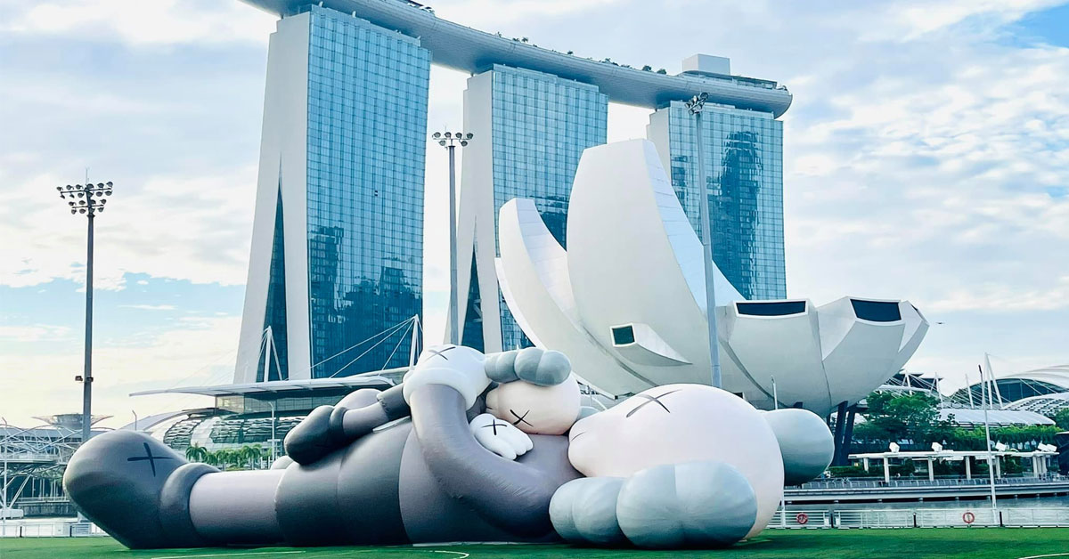 Kaws Giant Exhibition at Marina Bay Ordered to Close Due to Copyright ...