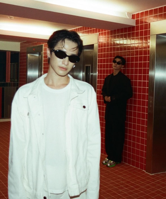 S'pore Photographer Did Photoshoot At Infamous Red HDB To Show 'Vibe ...