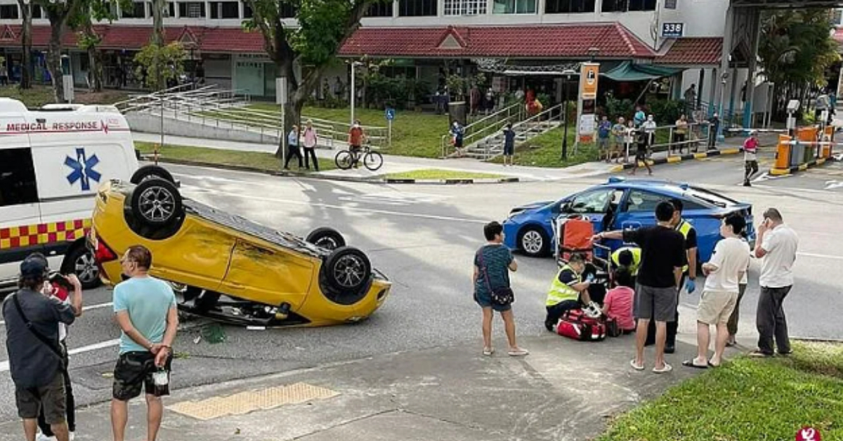 Young Couple Crawled Out from Overturned Car & Fled After Accident in ...