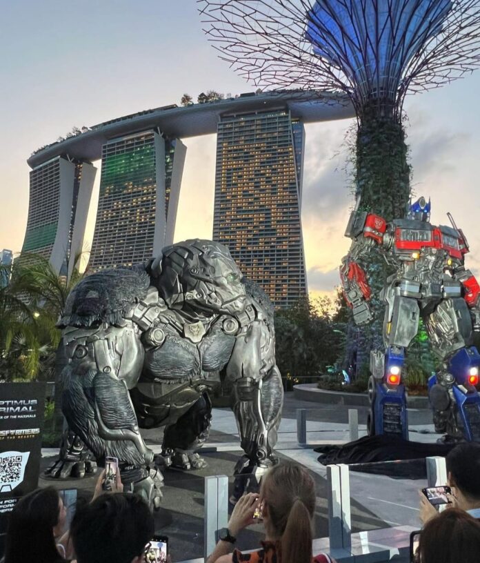 Gardens By the Bay Has Life-Size Transformers Statues, With Optimus ...