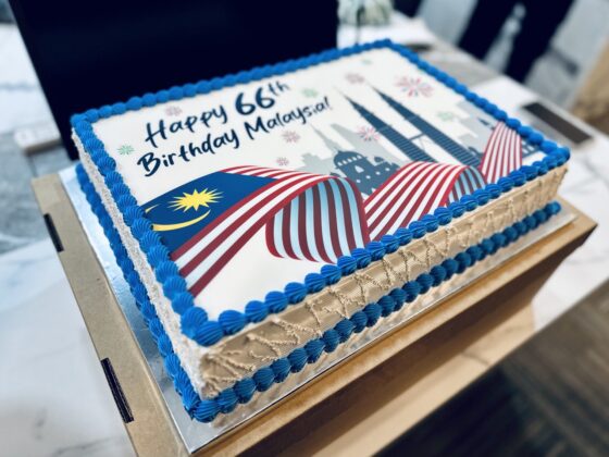 After M’sia Immigration Gives ICA a Birthday Cake, ICA also Gives Them ...