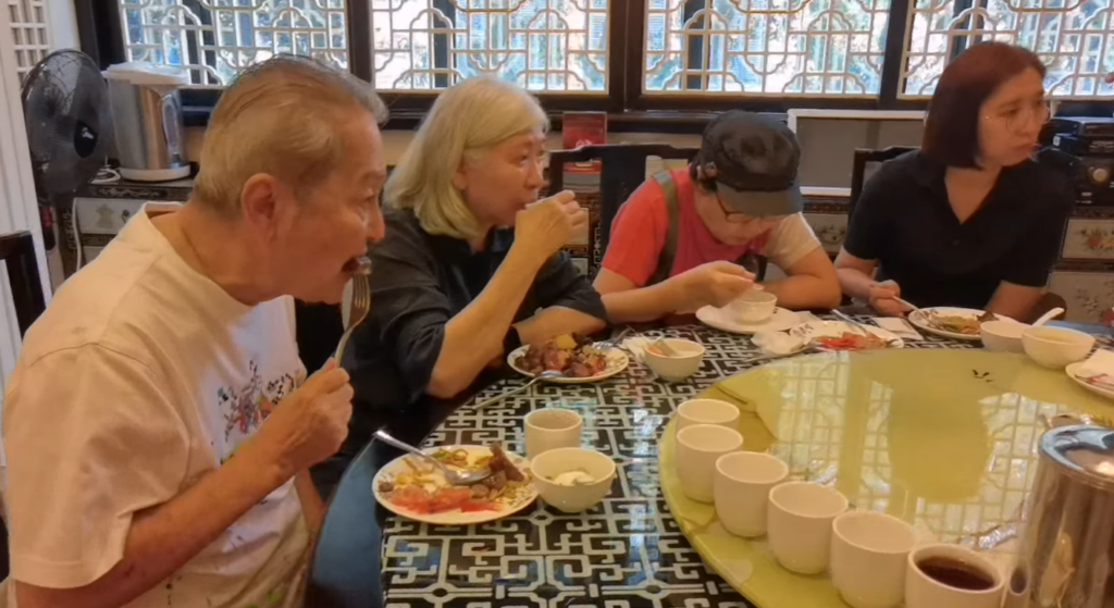 Xie Shaoguang is in S’pore for a Gathering With Former SBC Artistes ...