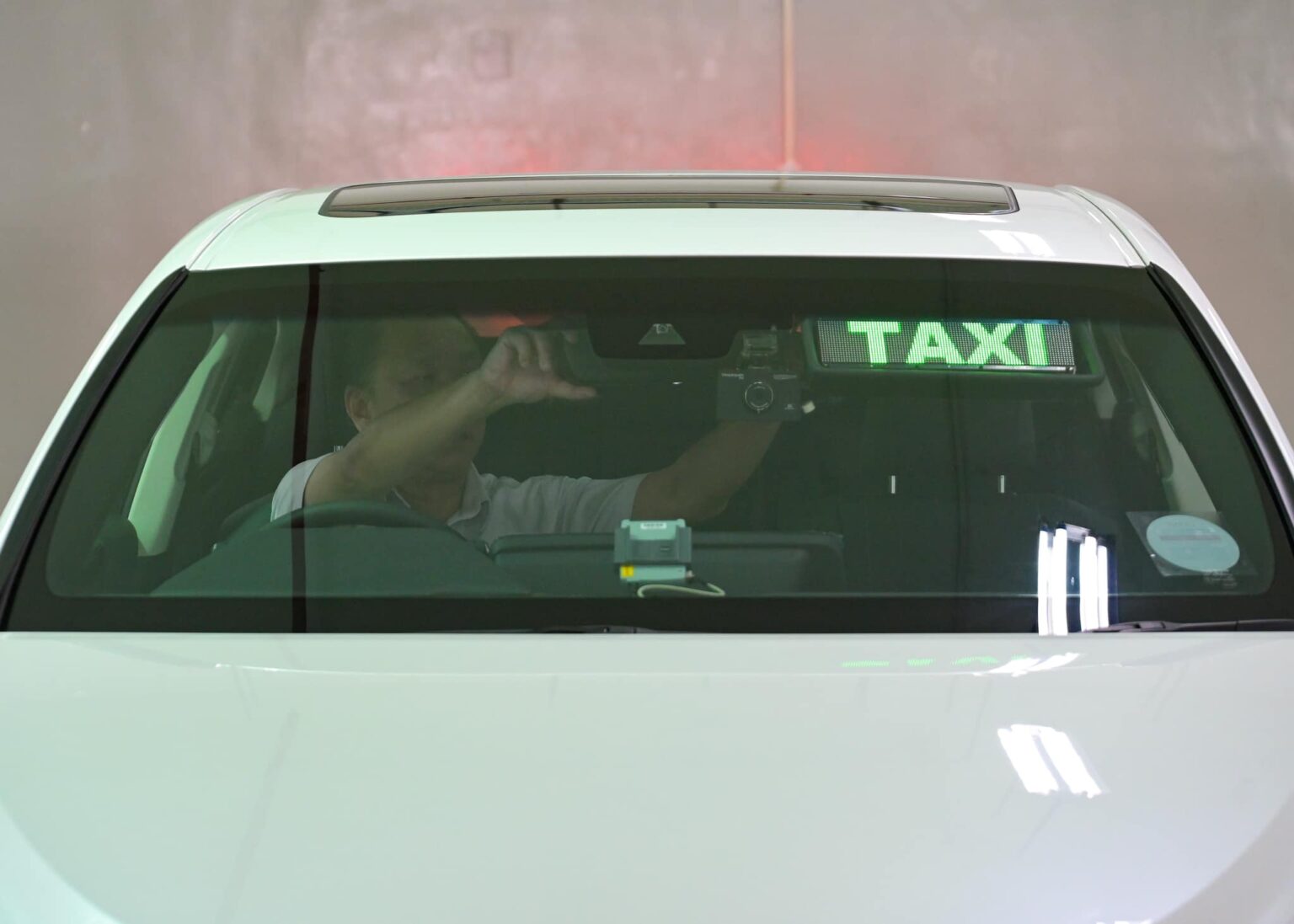 ComfortdelGro’s New Lexus Taxis Do Not Have Taxi Signs Atop Its Roof ...