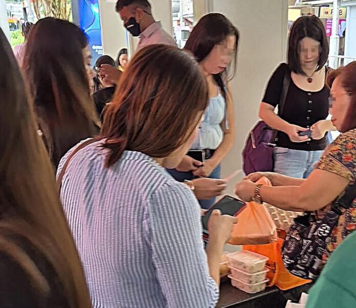 FDW Found Selling Food Near Lucky Plaza, Sparking Concerns About Food ...