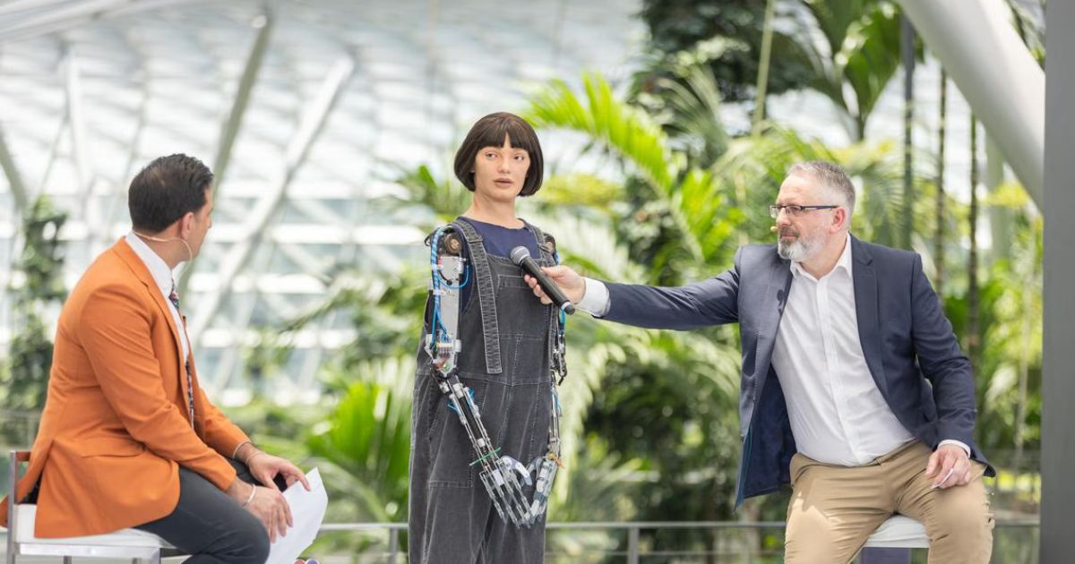 Humanoid Robot Artist Ai-Da Debuts in Singapore, Creates Orchid ...