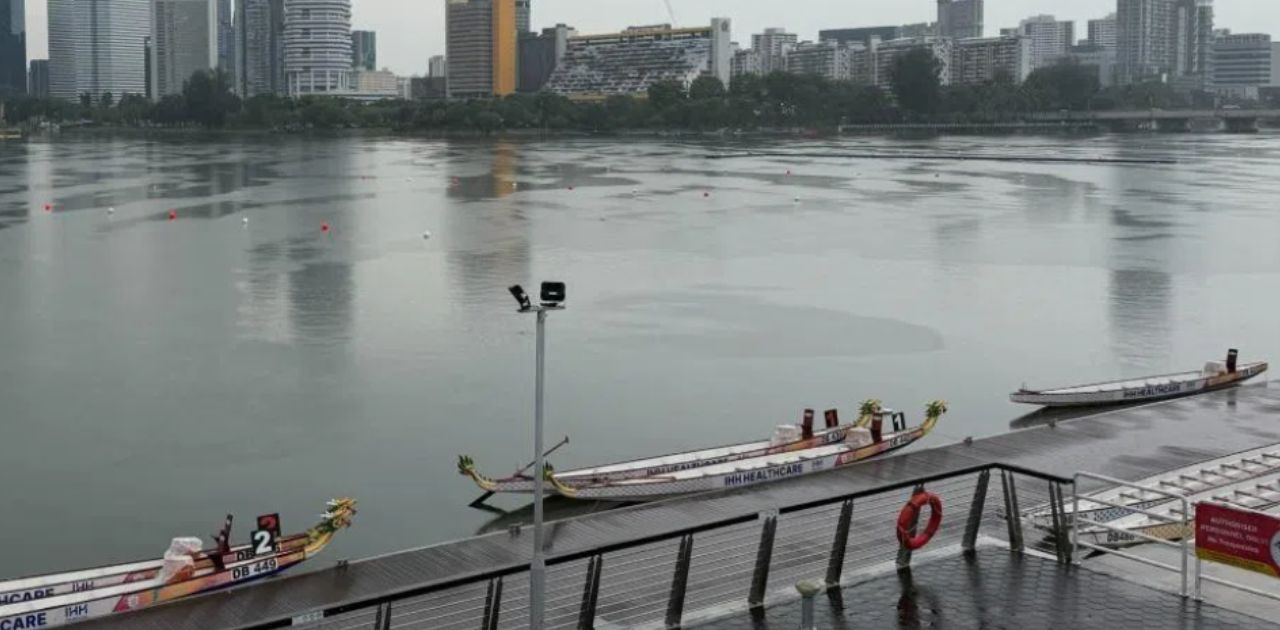 HDB Staff Member, 49, Dies After Dragon Boat Race at 2025 Singapore ...